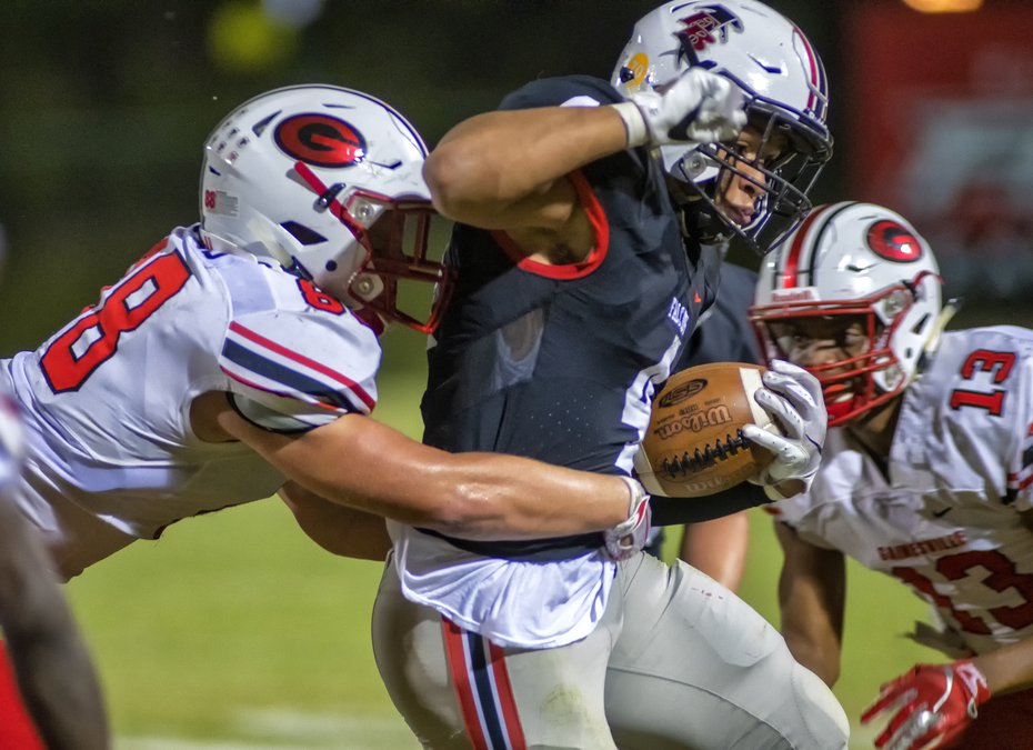 High school football: Flowery Branch keeps rolling with dominant win ...